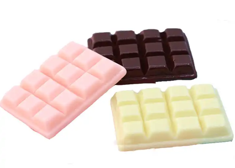 Faux Chocolate Block | Mistletoe & Holly